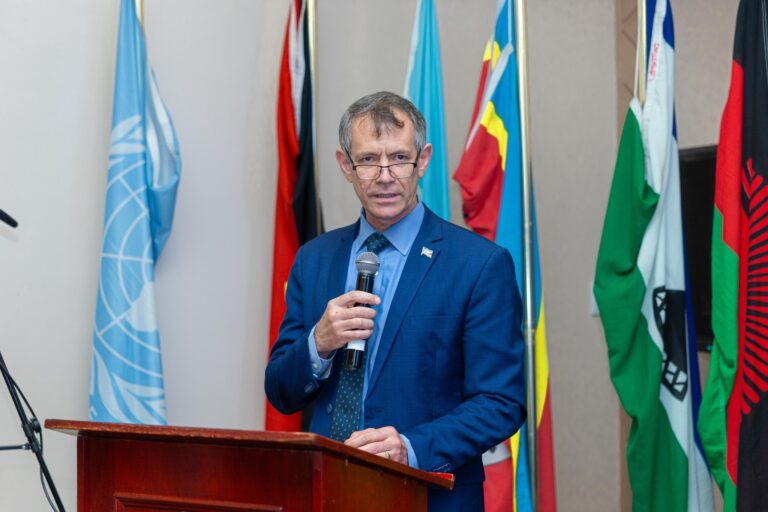 Rijkenberg Raises Traveller Declaration Limit to E10 000